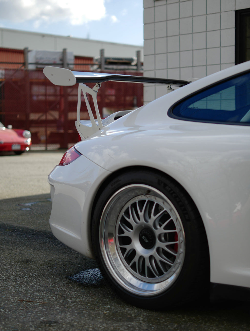 GB Deposit - 997.2 RS +2.5" Wing Risers - 2009-2011 911 GT3 RS (997.2 ...